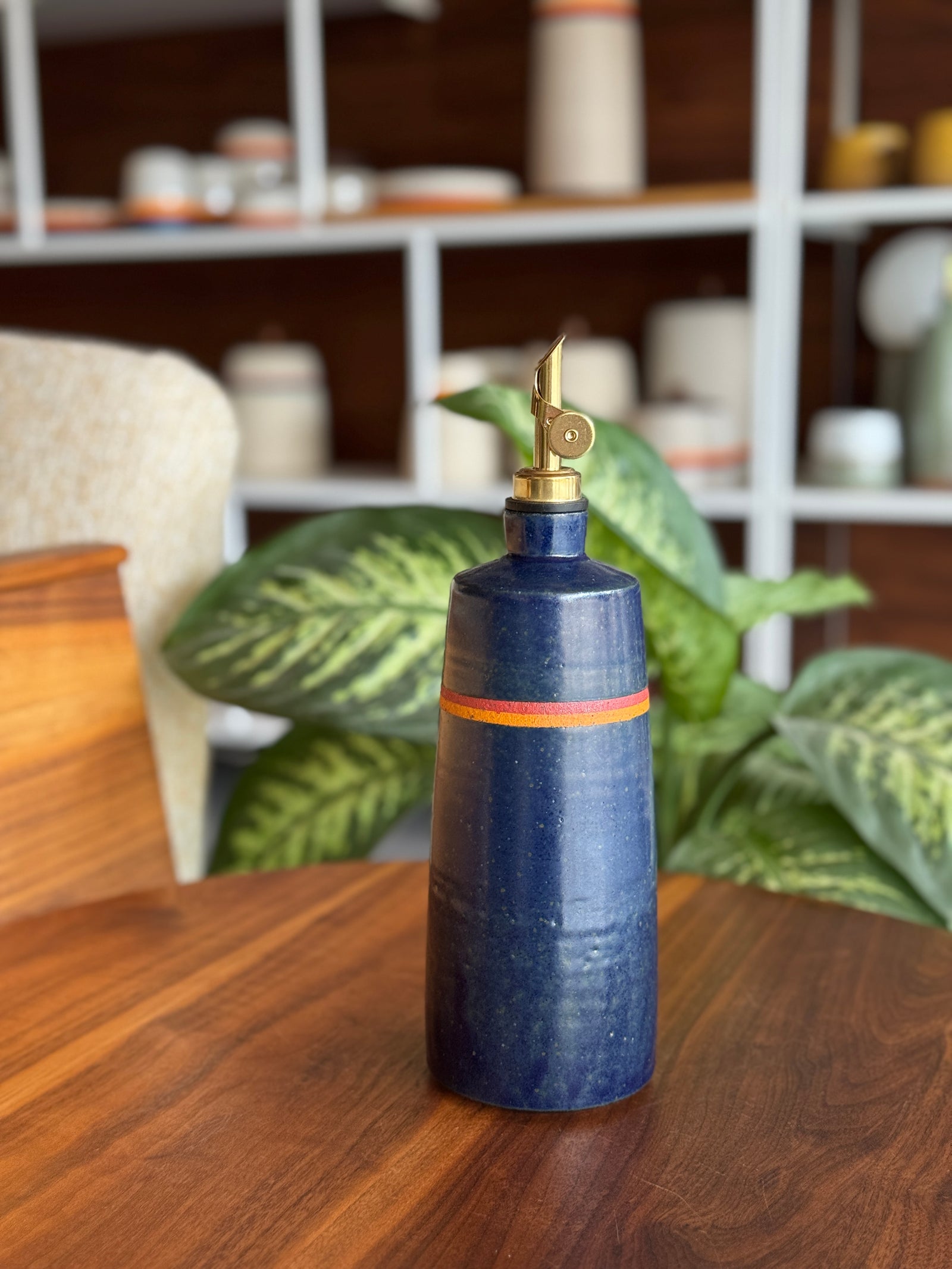 Tribeca Oil Pourer – Fenway Clayworks